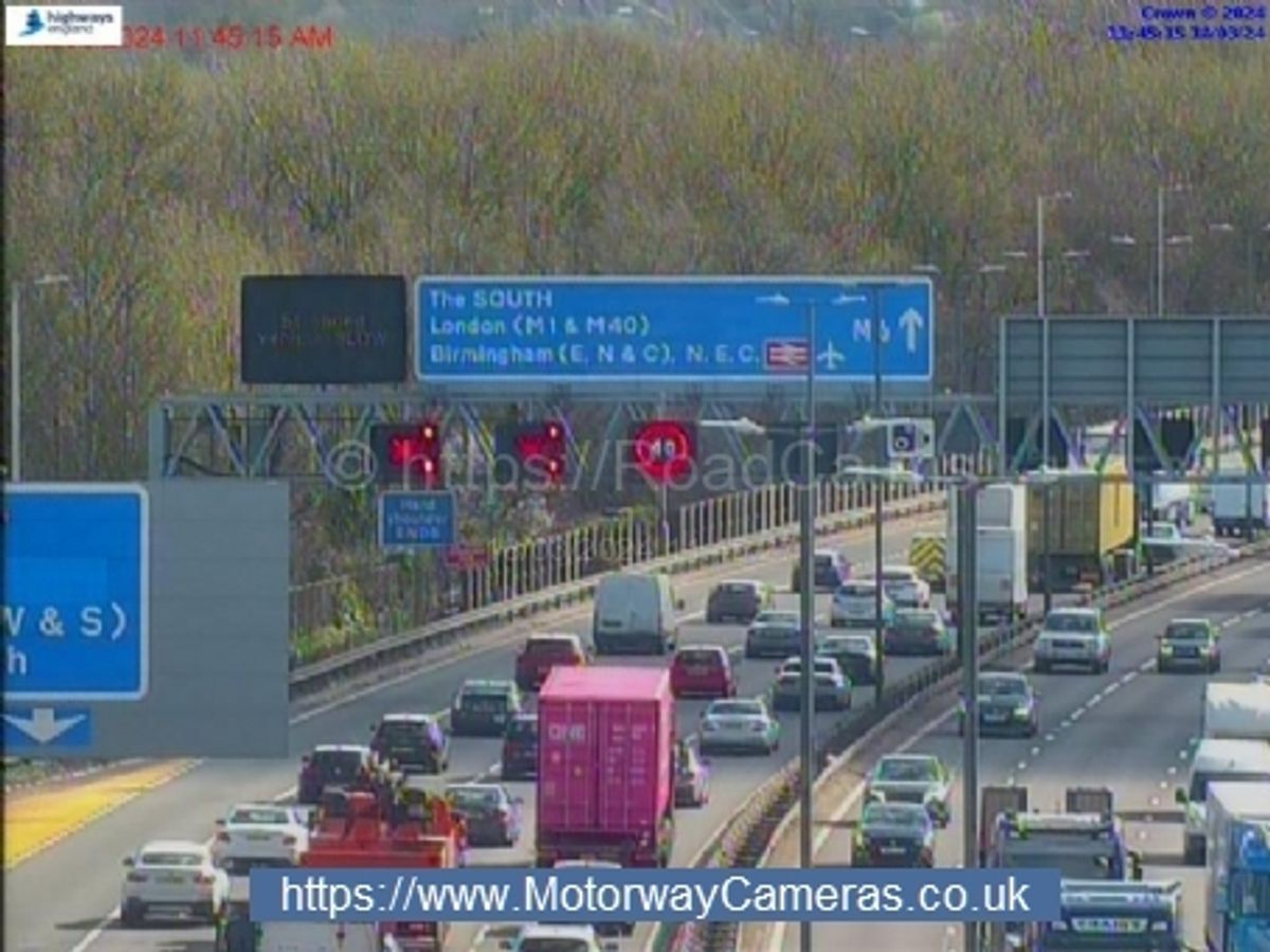 M6 left delayed in opposite direction after car breakdown | Express & Star