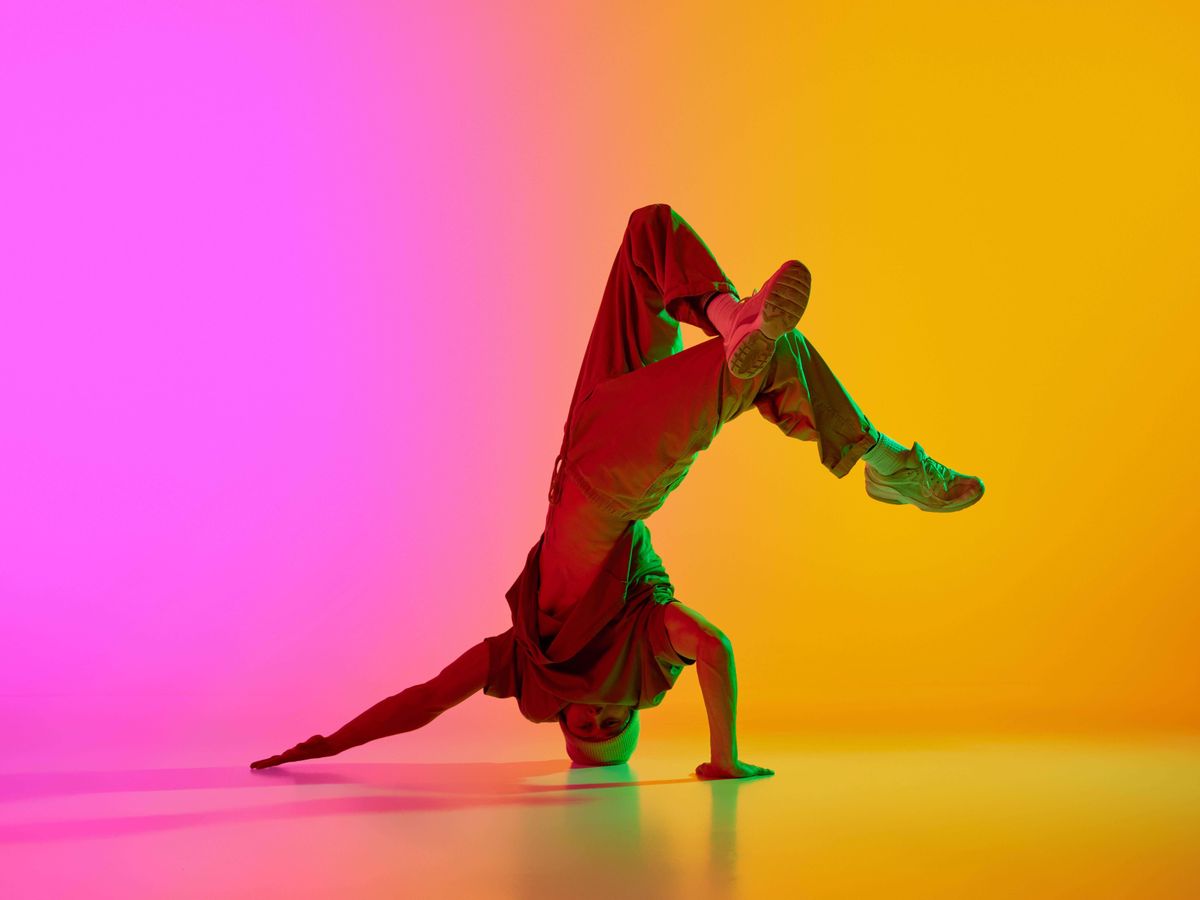 Headspinning dancer gets ‘breakdance bulge’ in unique case | Express & Star