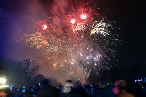Wolverhampton firework display: Return to West Park goes with a bang ...