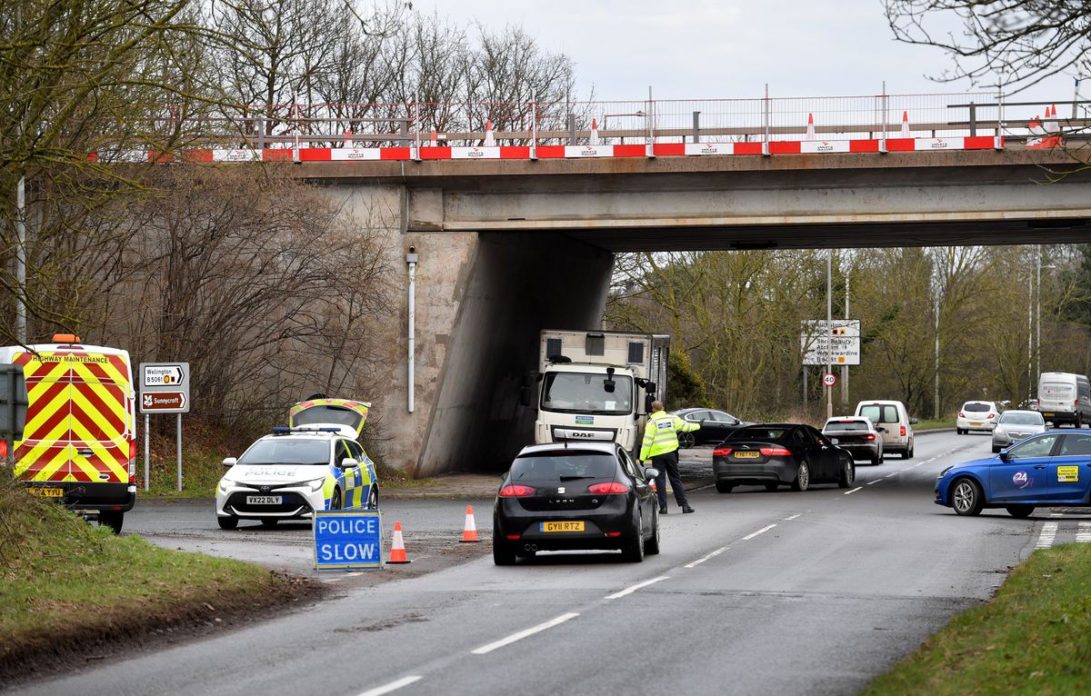 A5 crash: Man dies and several injured as police make arrest on suspicion of causing death by ...