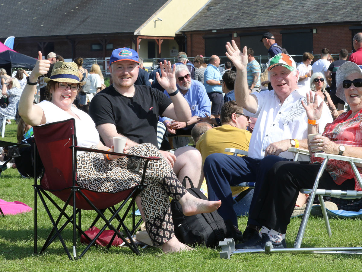 Thousands flock to Ludlow Spring Festival as it returns with new venue ...