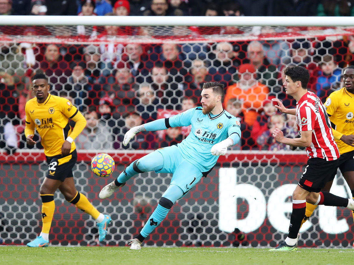 Goalkeeper Jose Sa hails 'amazing' Wolves backline | Express & Star