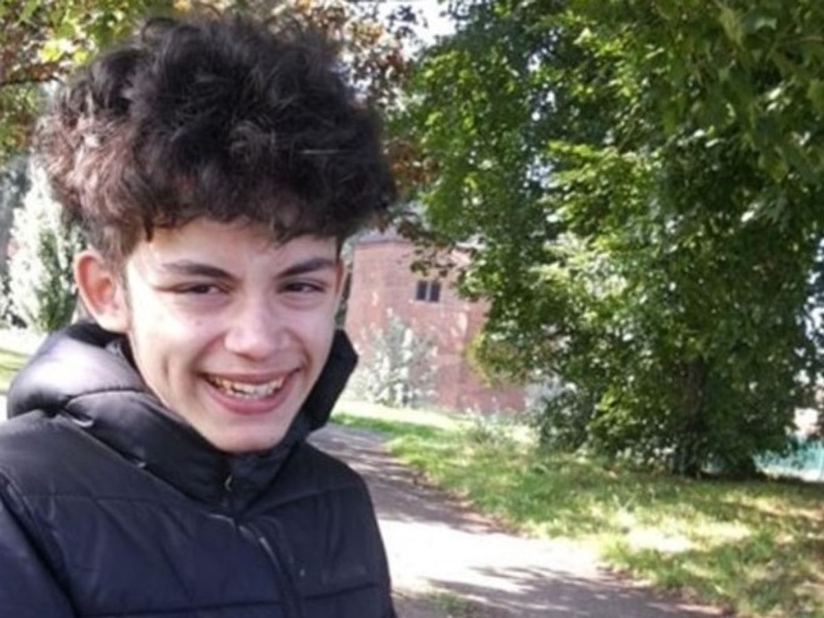 Murder trial of youth accused of killing Zane Smart in Wolverhampton ...