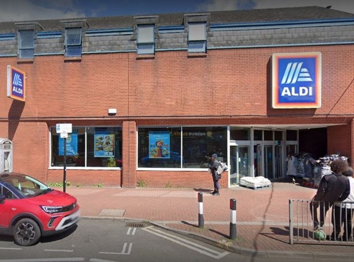 Black Country Aldi store closing for refurbishment next week - won't ...