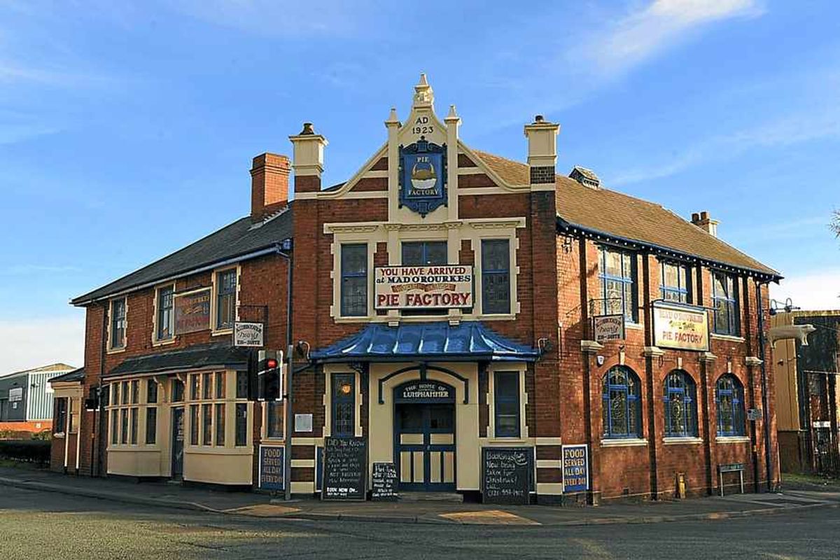 Review: Mad O'Rourkes Pie Factory, Tipton | Express & Star