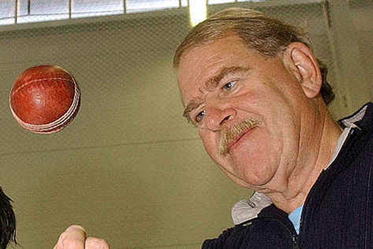 Shropshire cricket mourns death of spin coach Terry Jenner | Shropshire ...