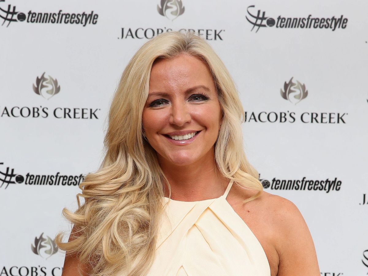 Tories urge Michelle Mone to hand back peerage after PPE contract ...