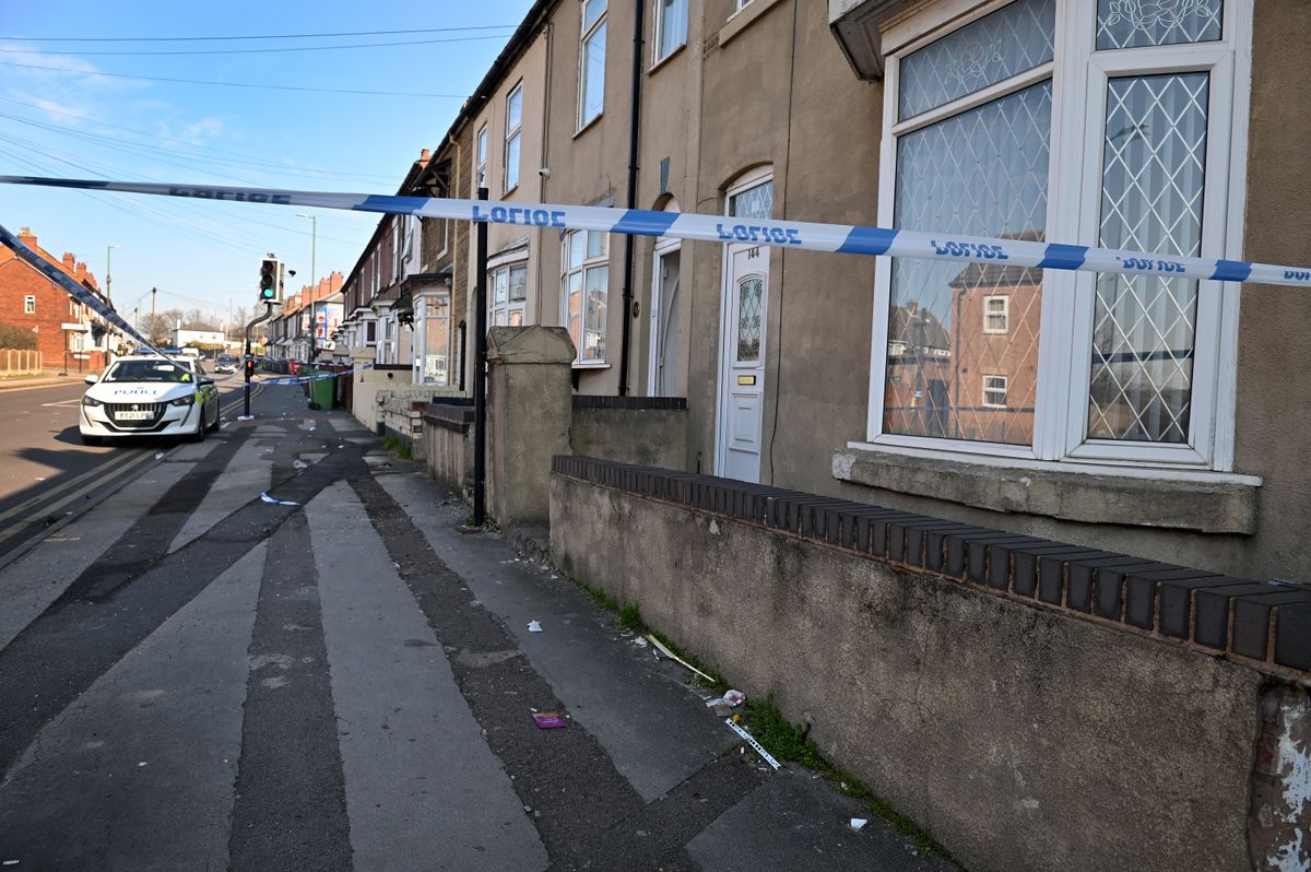 Walsall murder: Police remain at scene as investigation into fatal ...
