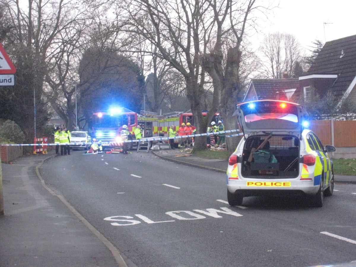 Ribbesford Drive crash: Car smashes into house in Stourport | Express ...
