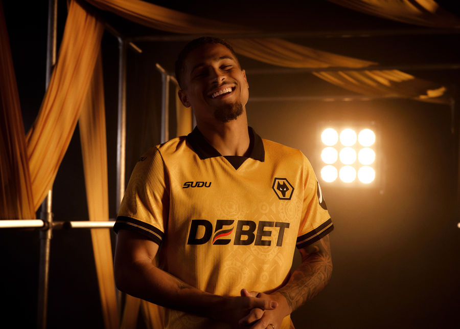 Gallery: Take the first look at Wolves' 2025/6 home kit | Express & Star