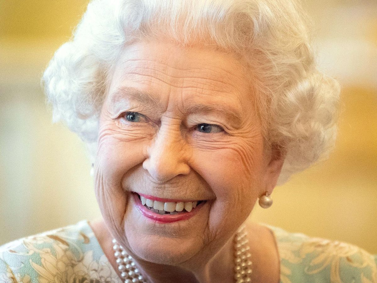 Queen sends personal message of support to UK businesses | Express & Star