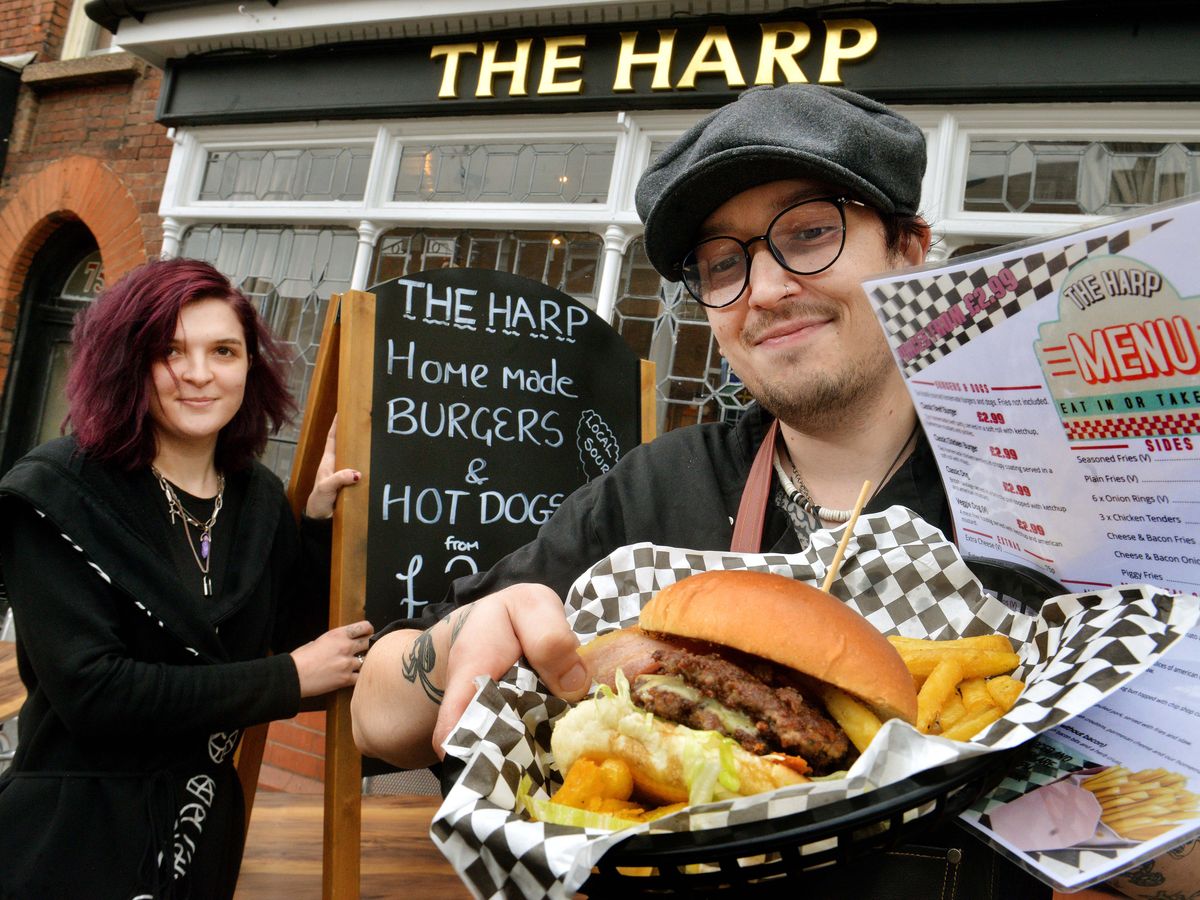 Landlord takes on McDonald's at their own game with burgers after ...