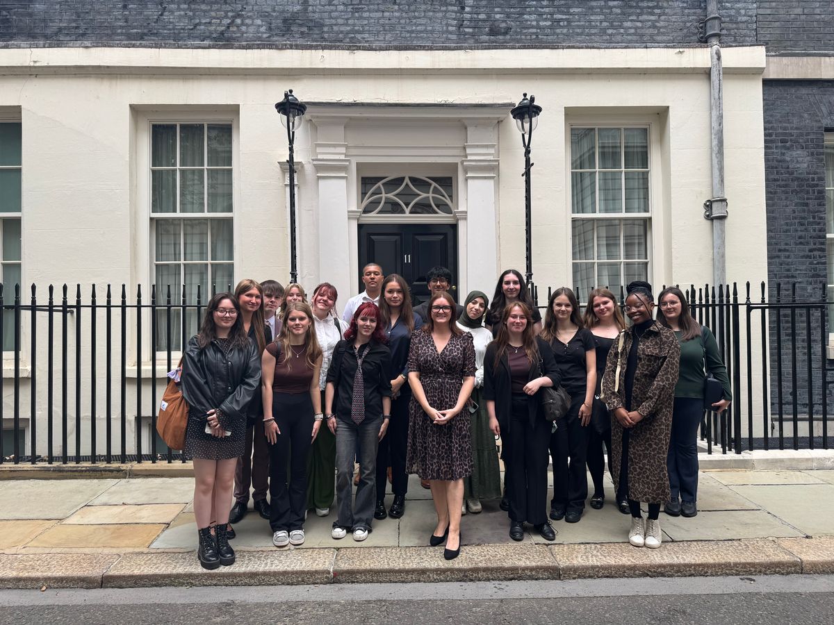 Local students attend exclusive Downing Street Q&A as part of Leigh ...