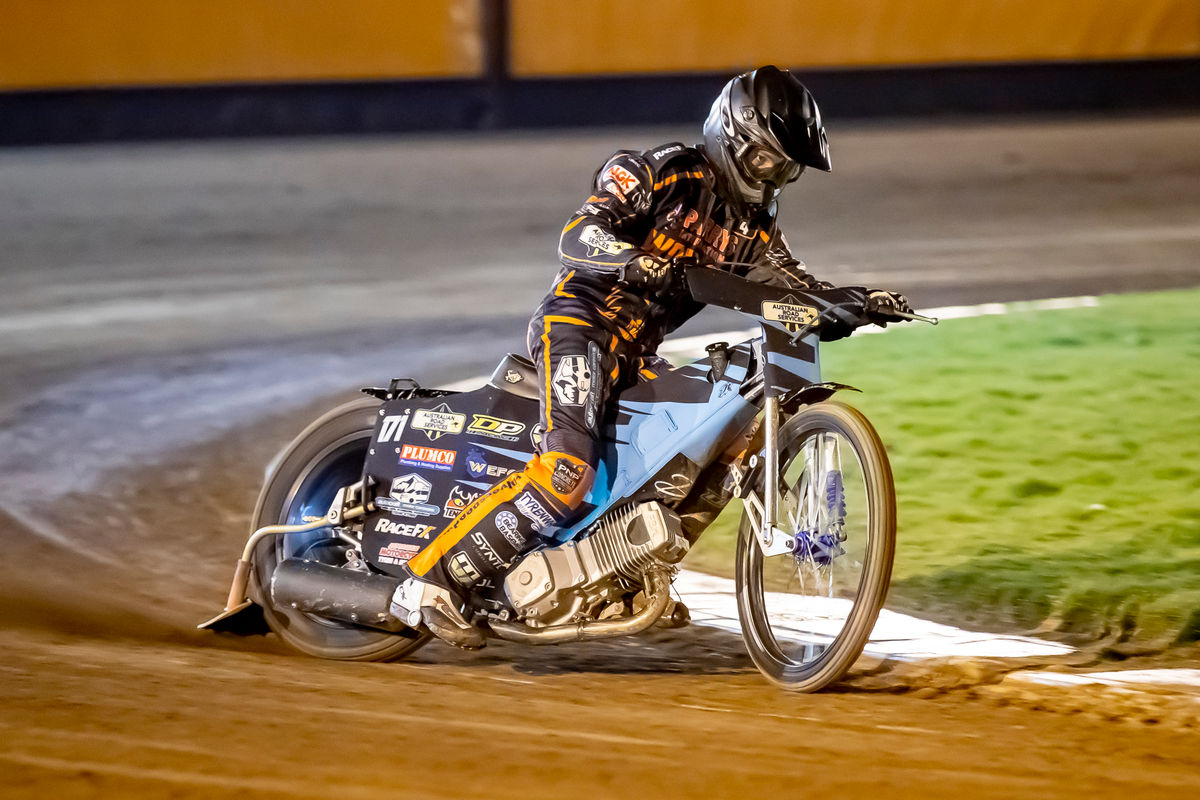 Wolves hope for top-three finish in Prem Pairs clash | Express & Star