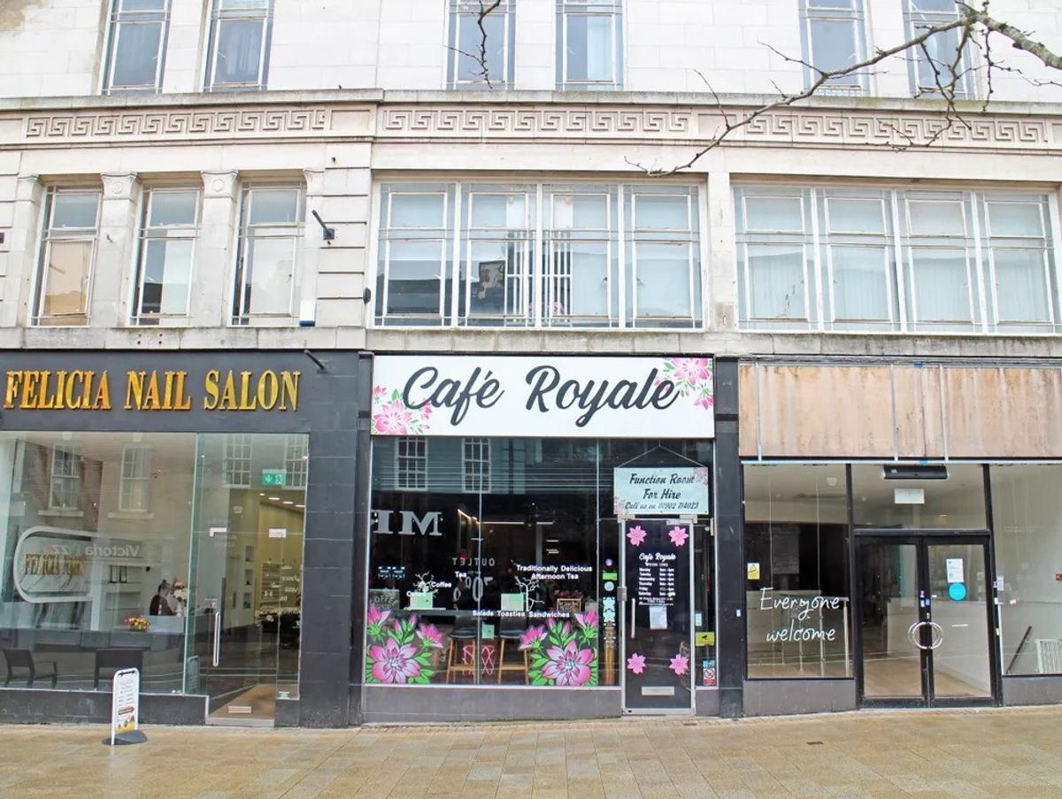Wolverhampton city centre cafe and restaurant goes on sale for £48,500 ...