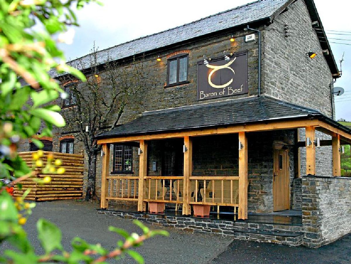 Sadness for publicans as they call time on rural inn after 16 years ...