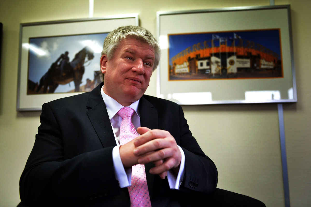 Ex-Wolverhampton Council boss Keith Ireland nets nearly £300k for four ...