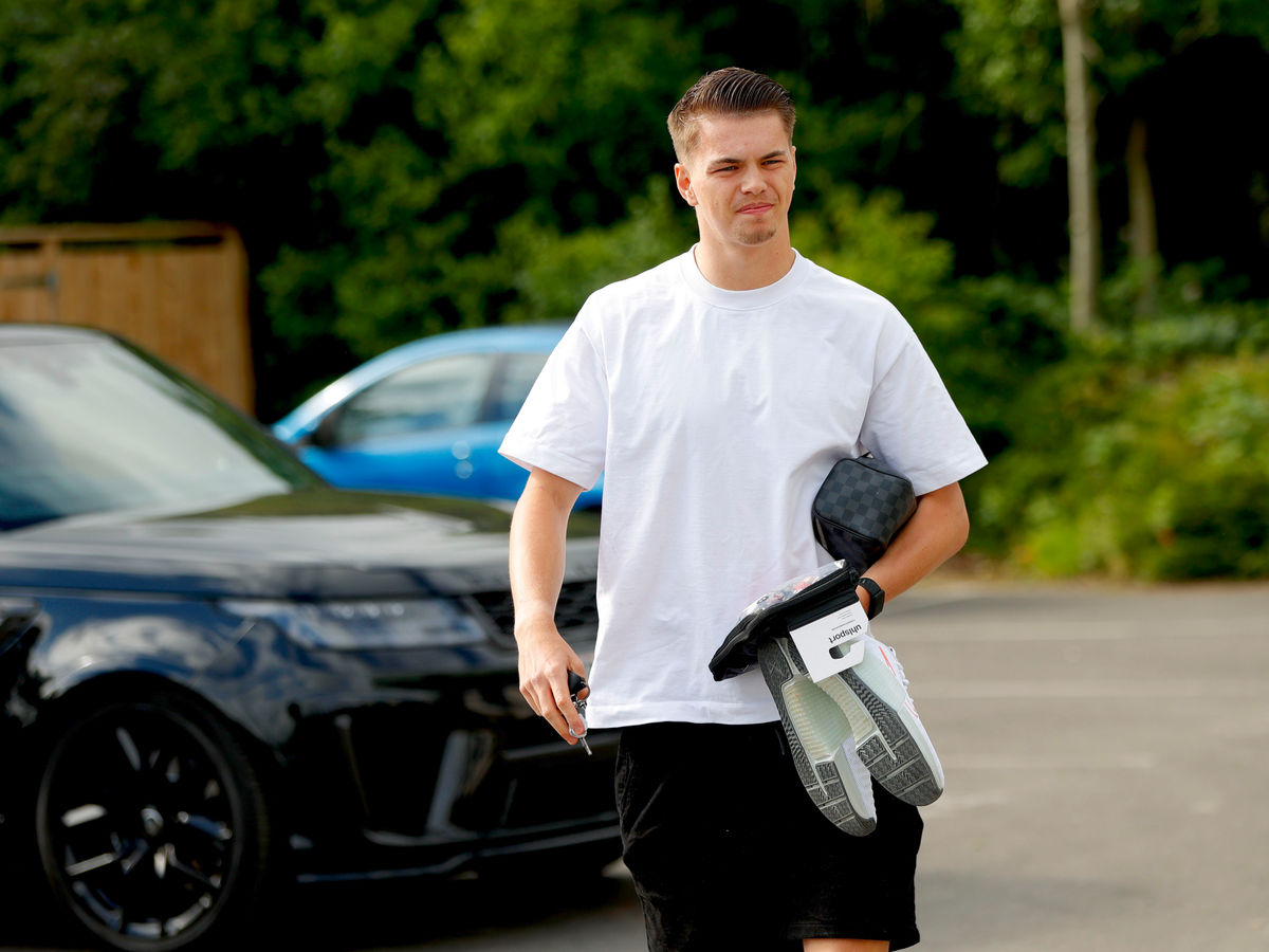 Josh Griffiths sets out 'number one' goal as he pens new West Brom deal ...