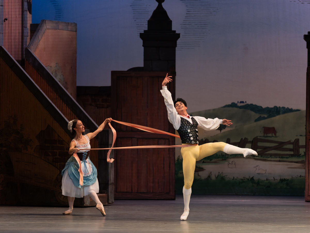 Birmingham Royal Ballet's farmyard frolic is a dance delight | Express ...