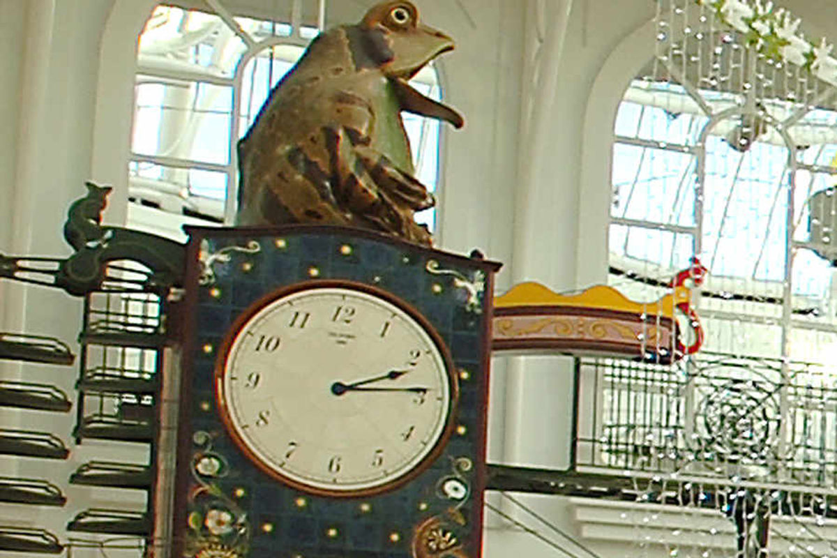 Broken Telford Town Centre clock is the tock of the mall | Shropshire Star