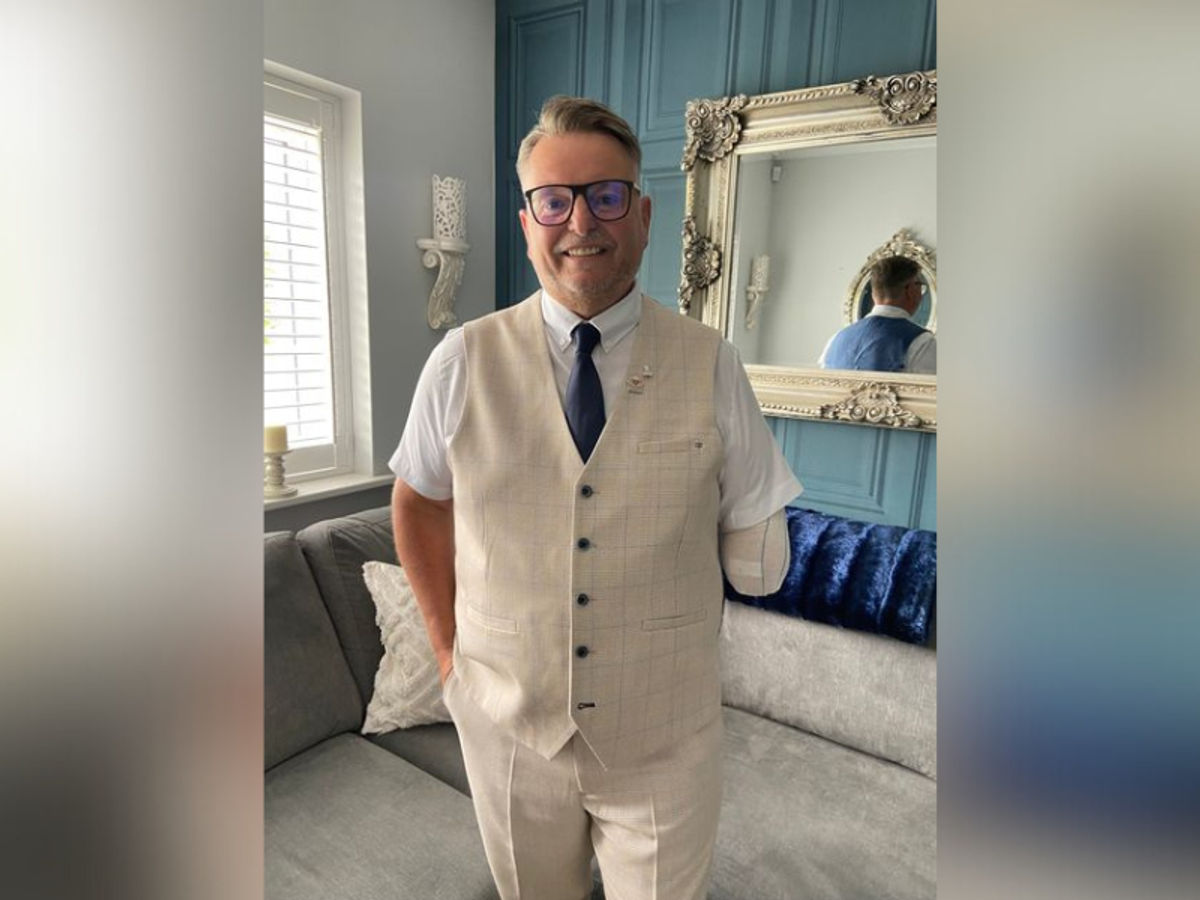 Staffordshire chef's arm amputated after horror electric shock while ...