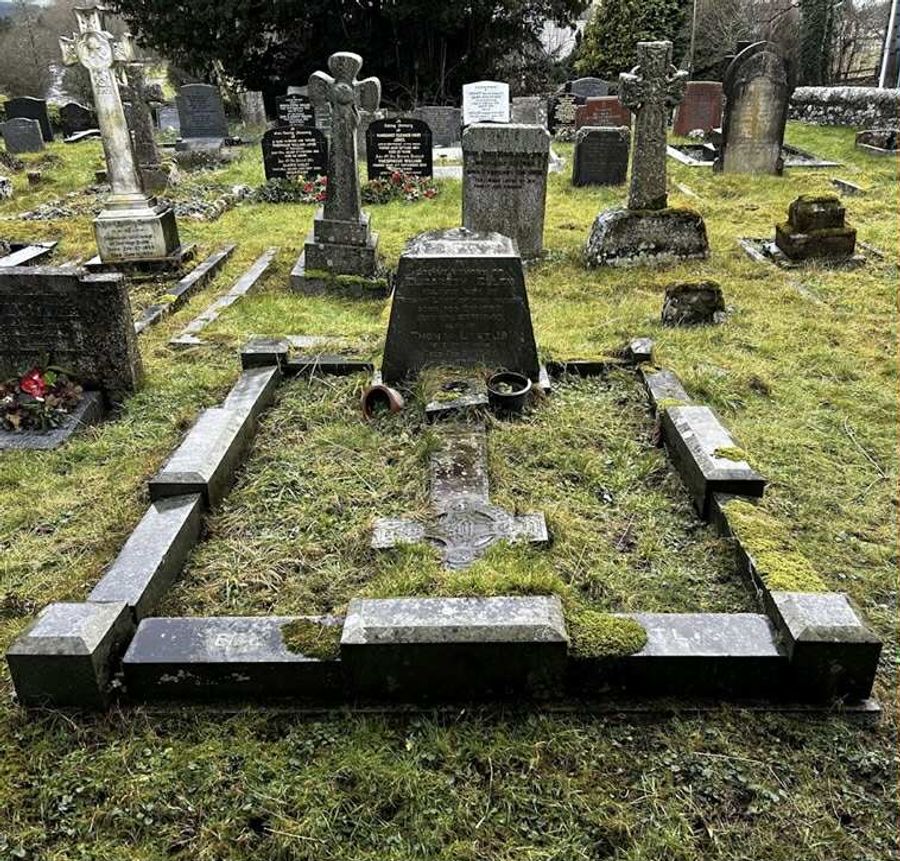 Work to refurbish and repair the grave of a major benefactor of ...