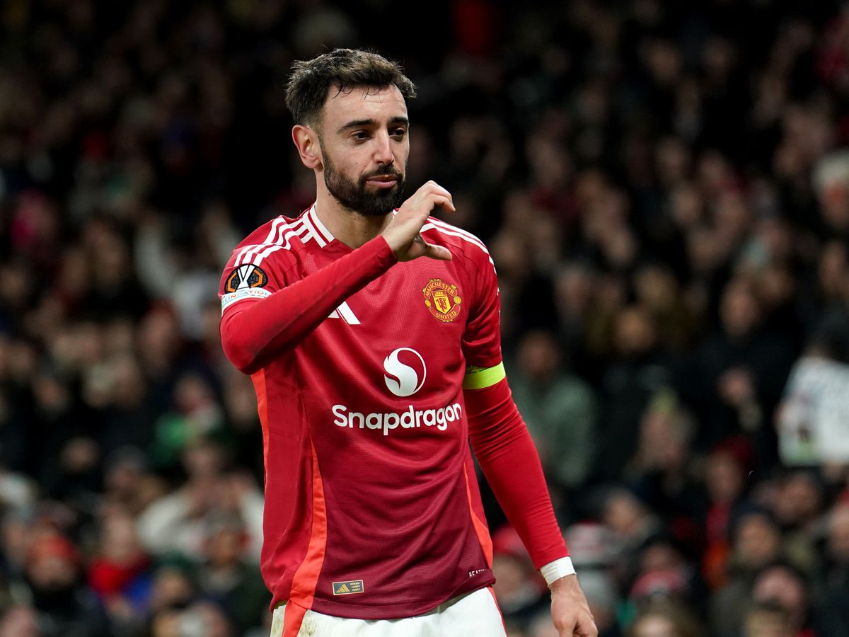 Bruno Fernandes scores stoppage-time winner as Manchester United beat ...