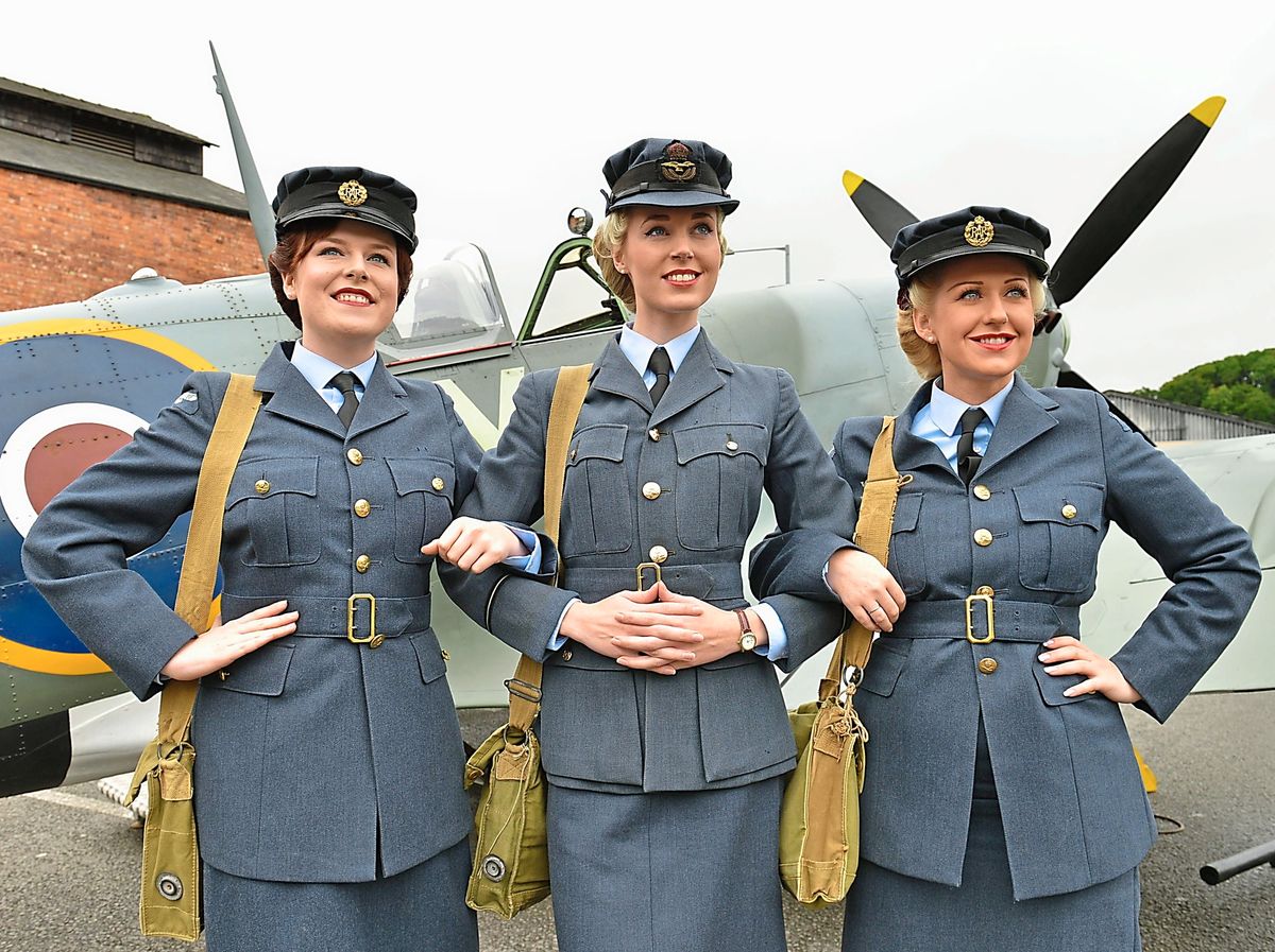 Welshpool steps back into wartime with 40s event | Shropshire Star