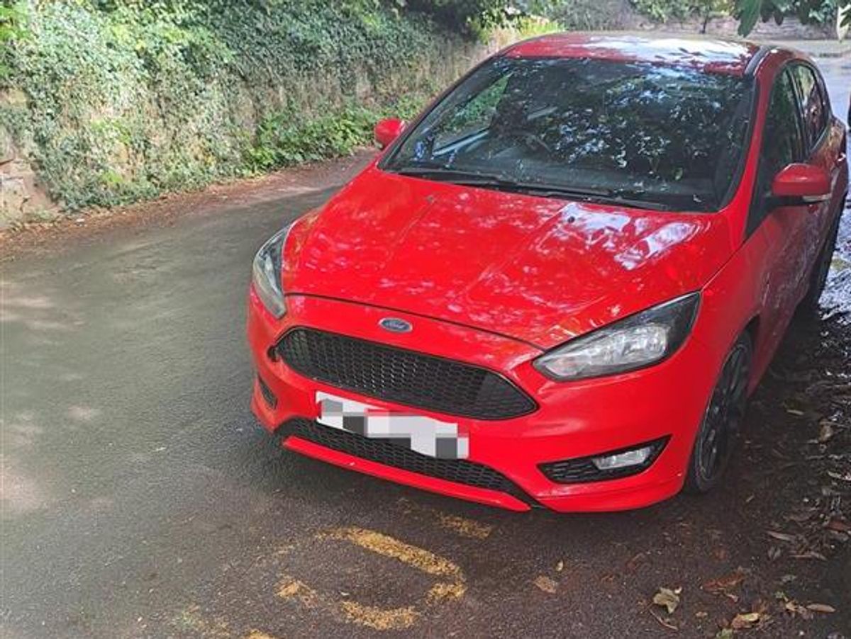 Driver gets a ticket and others asked to wise up by not parking ...