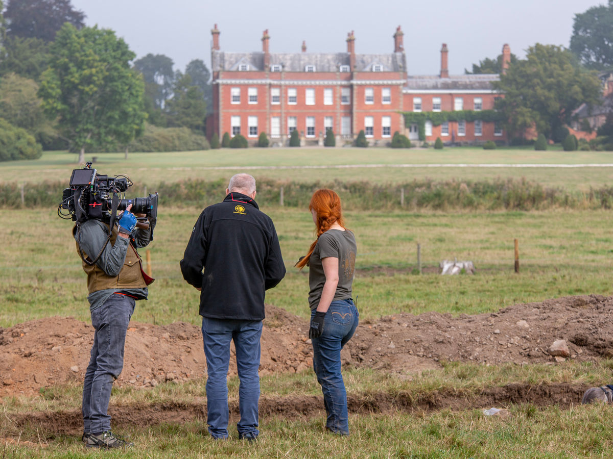 Time Team archaeologists reveal broadcast dates for dig at Shropshire ...