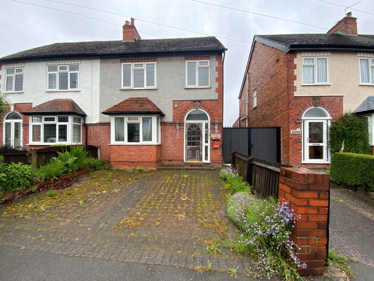 Fixer-upper property in Wolverhampton to go up for auction with 'low ...