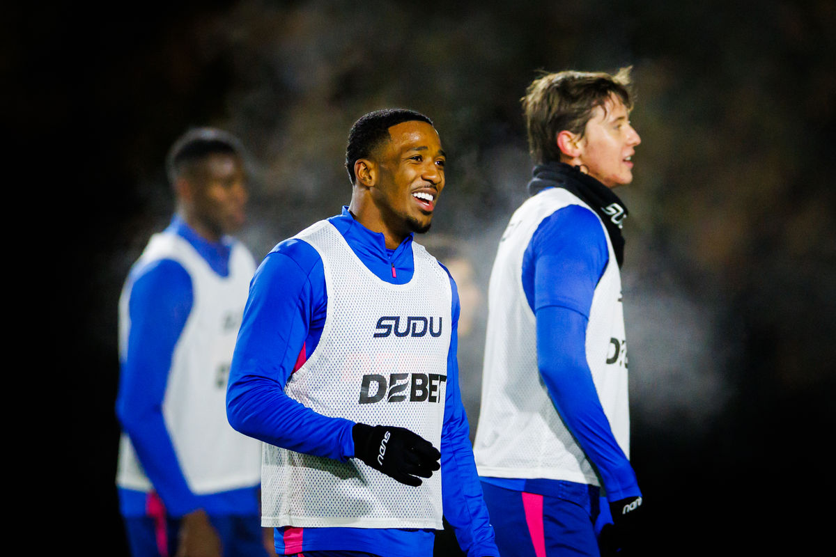 Defender makes 'change the season' claim as Rob Edwards prepares for ...